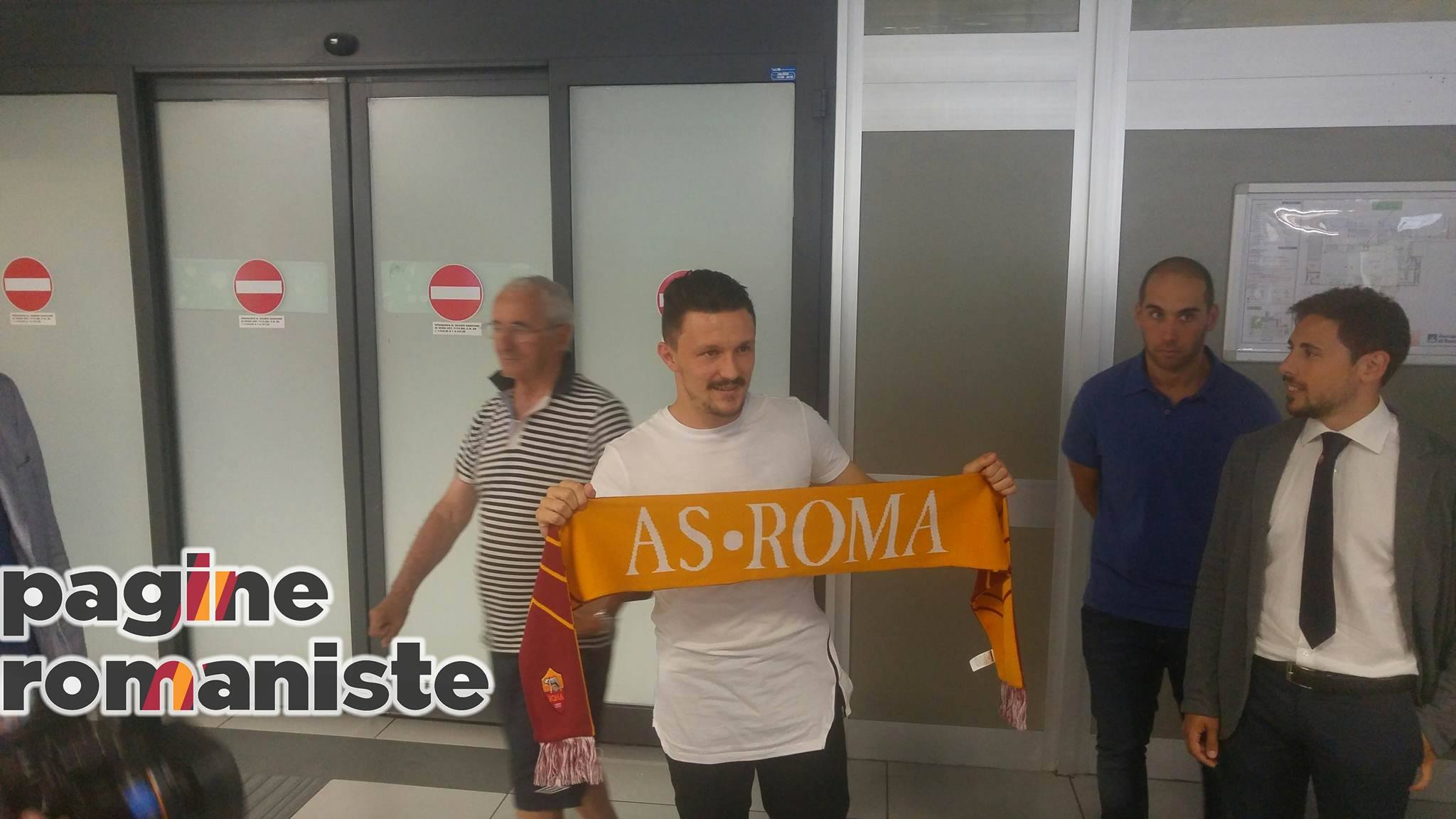 Mario Rui atterrato a Roma: "Sono contento di essere qui, bella ...