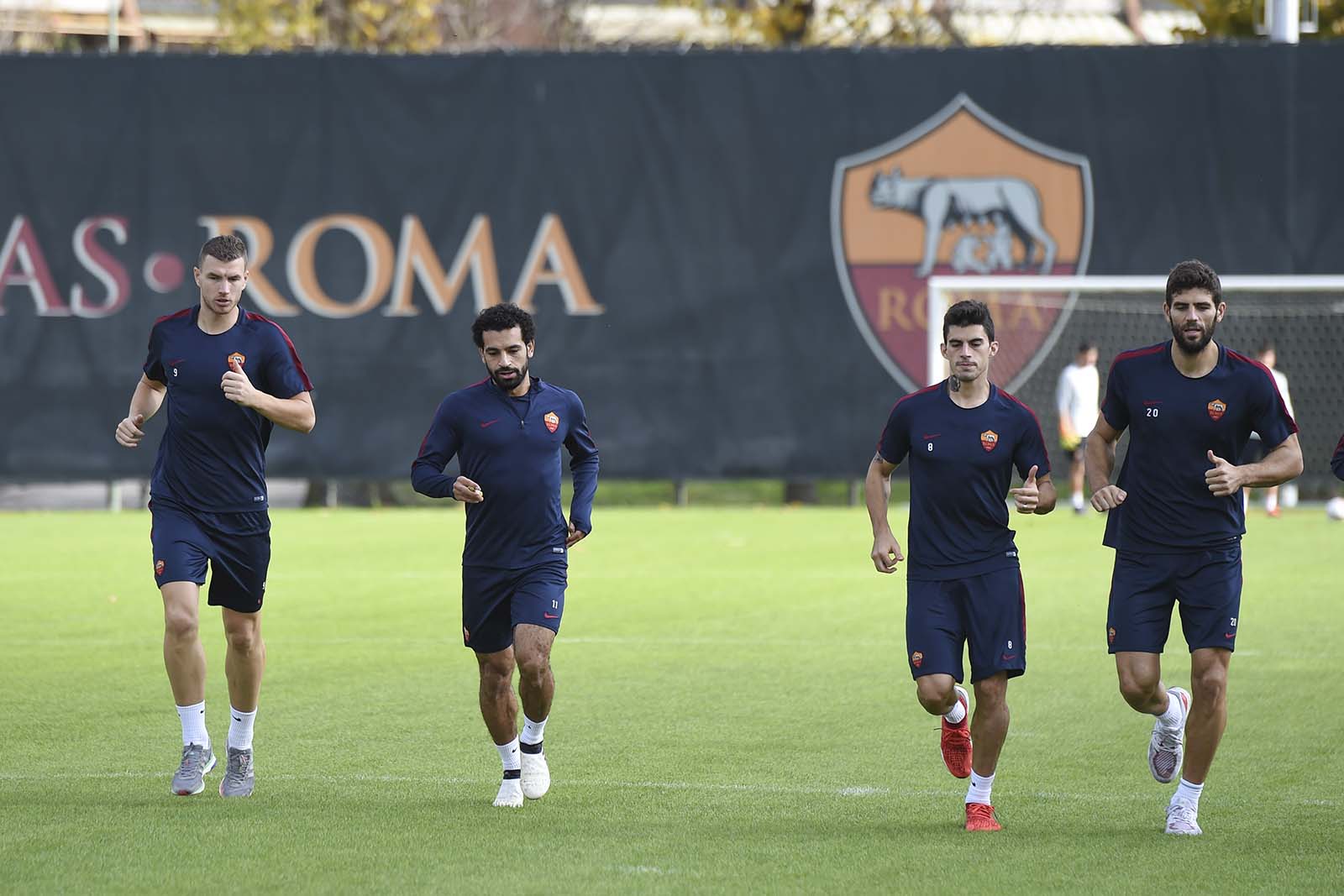 Allenamento Roma. Scarico per chi ha giocato ieri, lavoro sul campo per ...