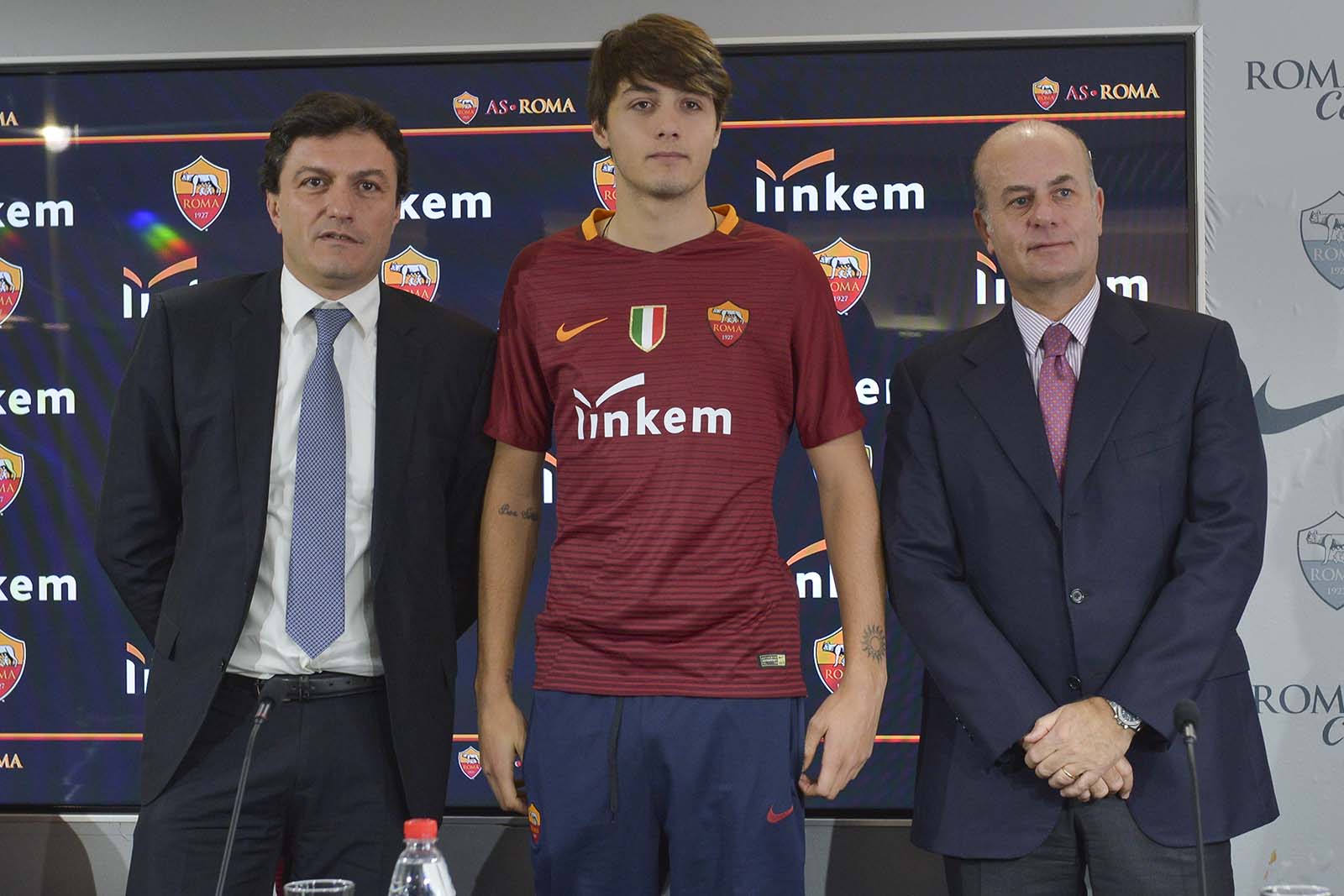 La Primavera ha lo sponsor, la prima squadra ancora no | Pagine Romaniste