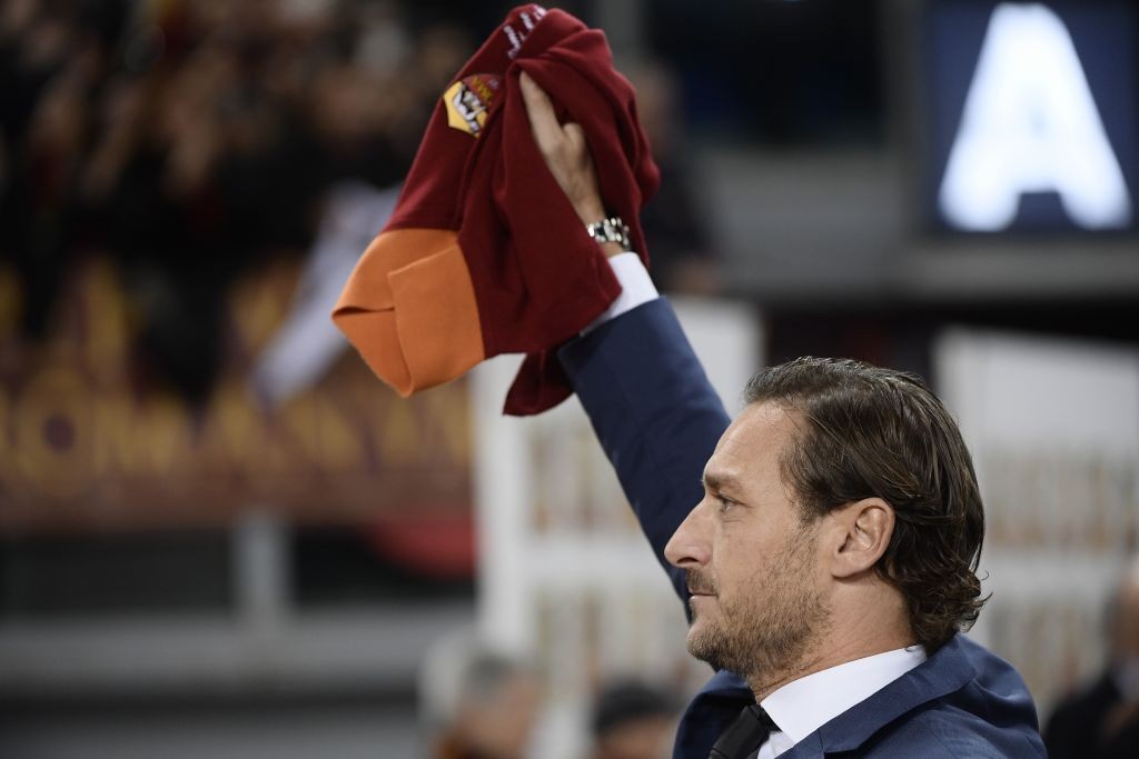 Roma, Totti entra nella Hall of Fame. L'ex capitano: "Aver indossato ...